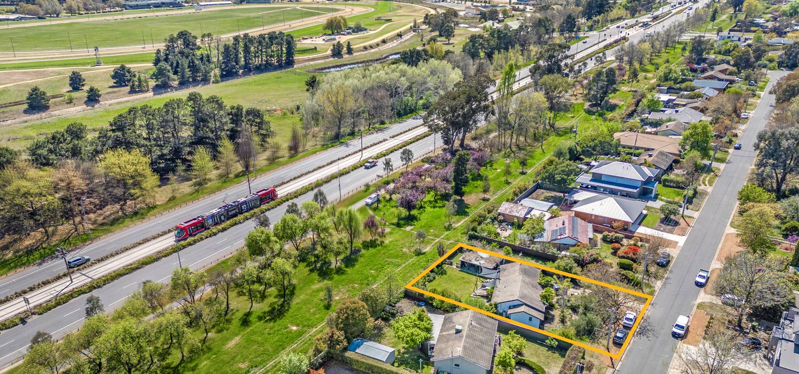 13 Banfield Street DOWNER, ACT 2602 is for Sale on Zango | Zango