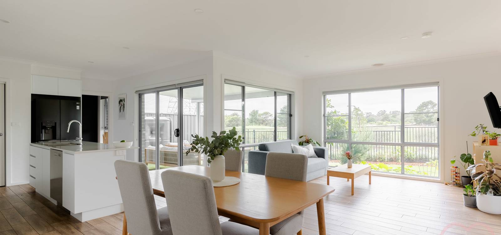 2/100 Lionel Rose Street HOLT, ACT 2615 is for Sale on Zango | Zango
