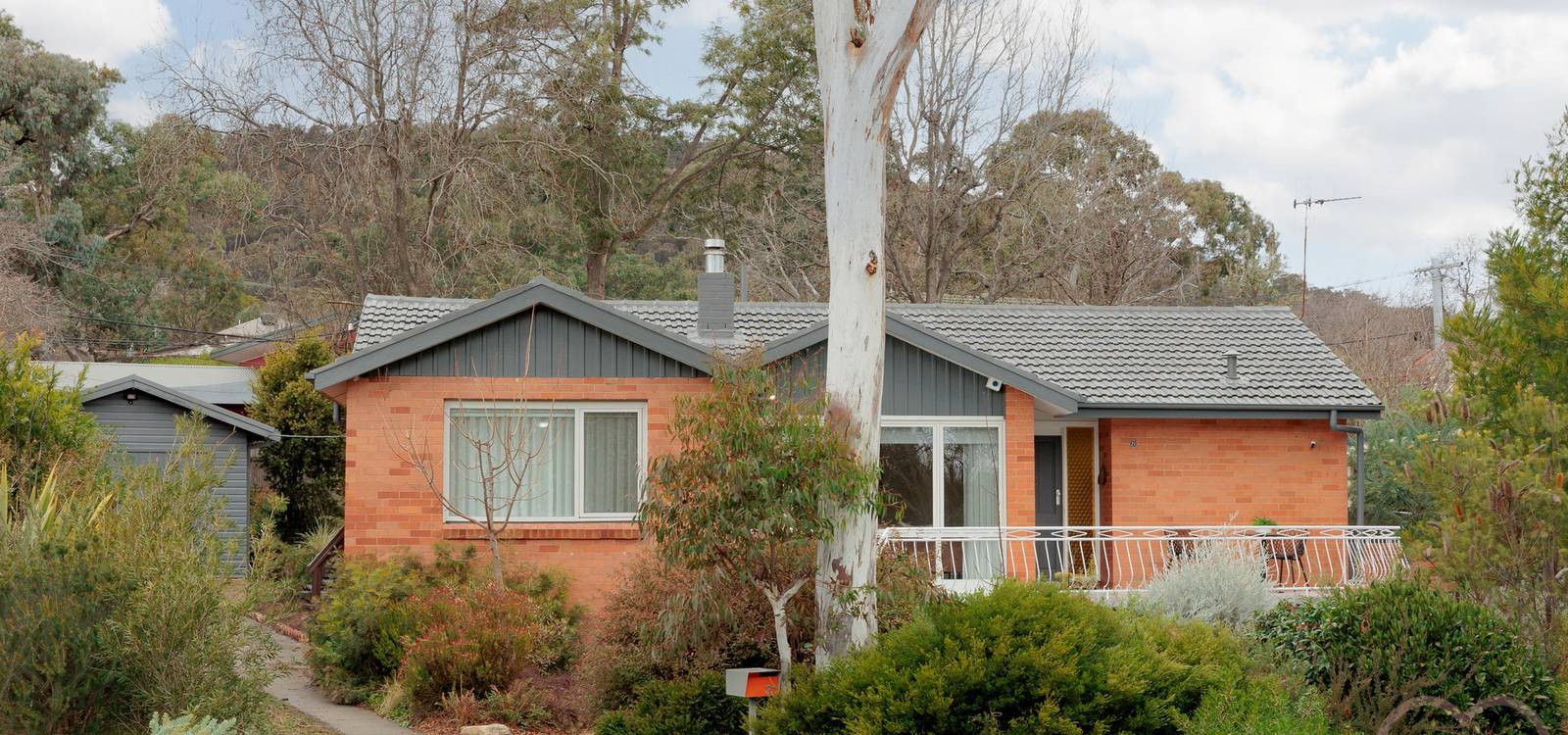 21 Haddon Street HACKETT, ACT 2602 is for Sale on Zango | Zango