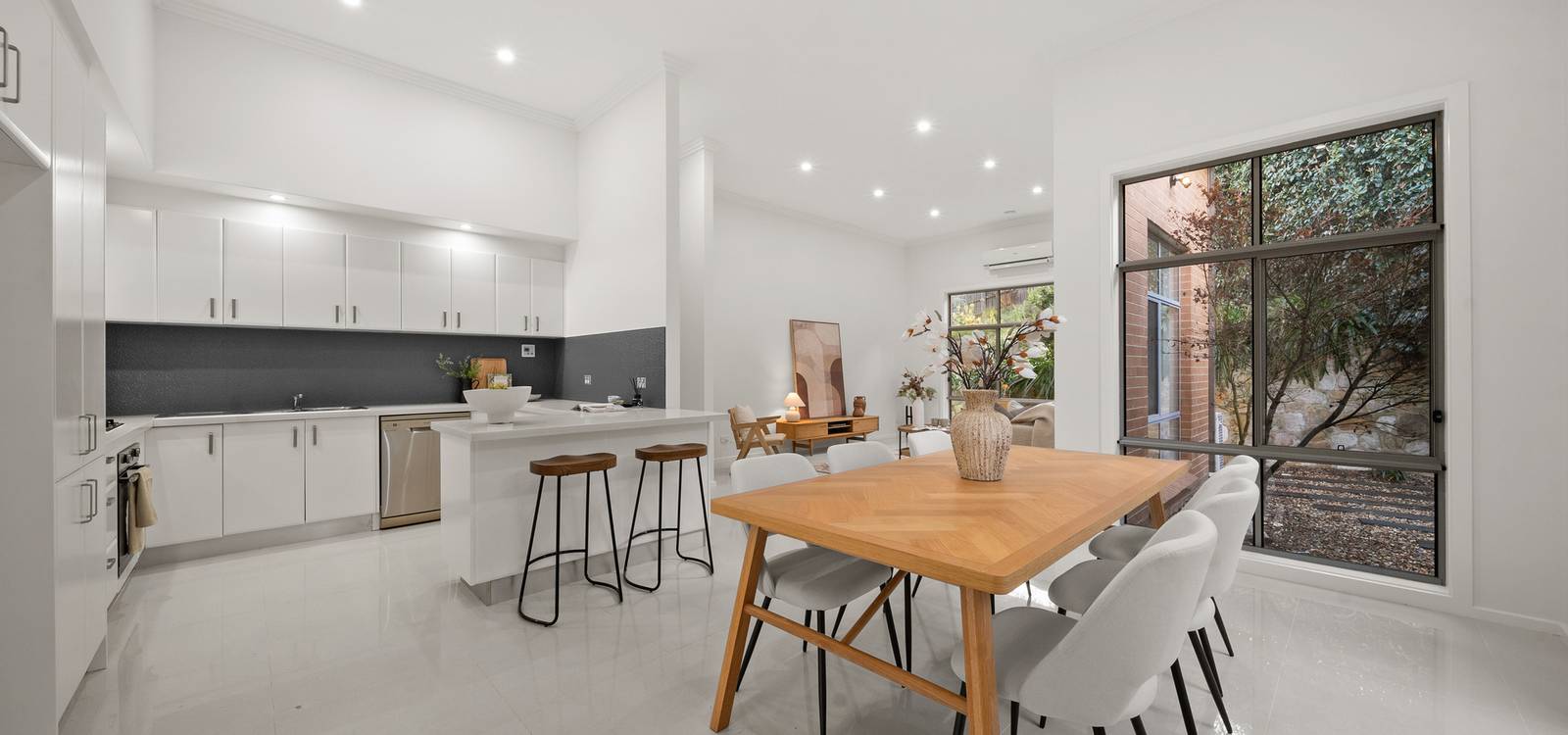 246A Bicentennial Drive JERRABOMBERRA, NSW 2619 is for Sale on Zango ...