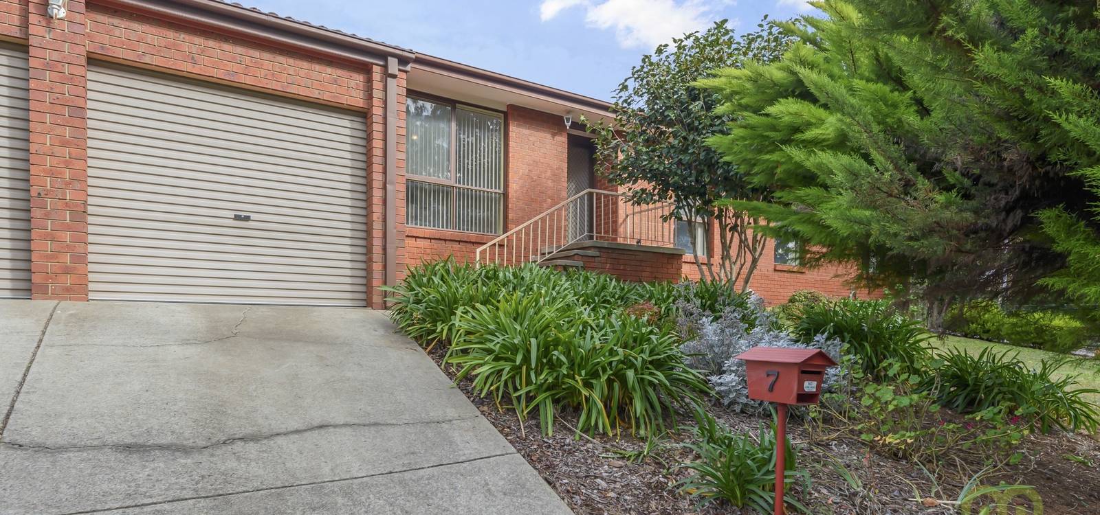 7 Victor Place MONASH, ACT 2904 is for Rent on Zango | Zango