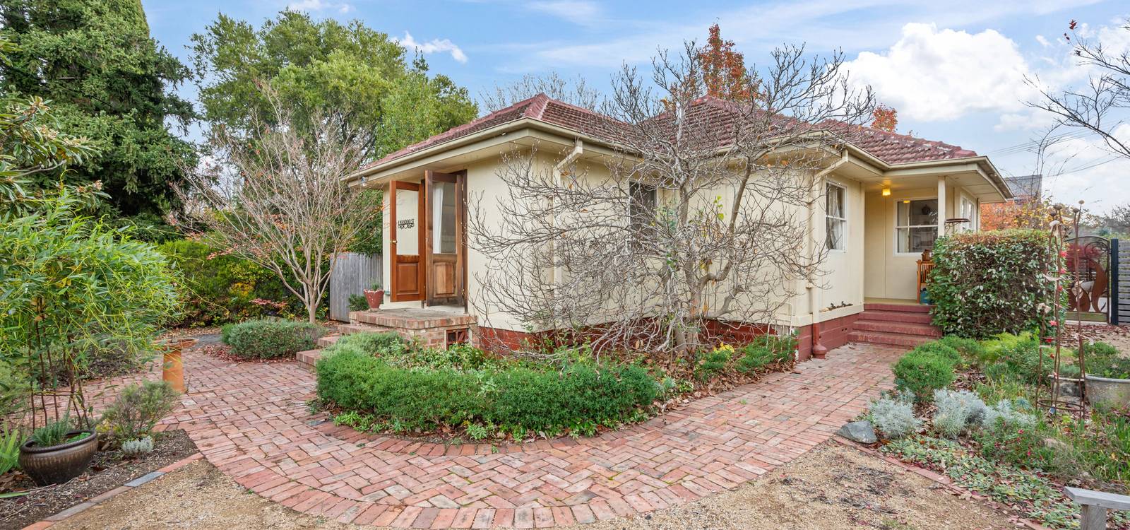 8 Wandoo Street O'CONNOR, ACT 2602 is for Sale on Zango | Zango