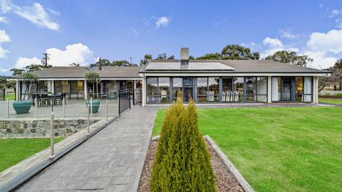 93 Mundays Lane SPRINGRANGE, NSW 2618 is for Sale on Zango | Zango